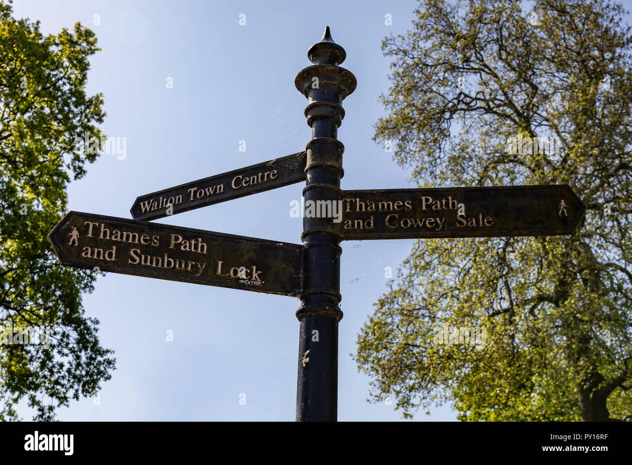 Thames Path Sign Stock Photo - Alamy
