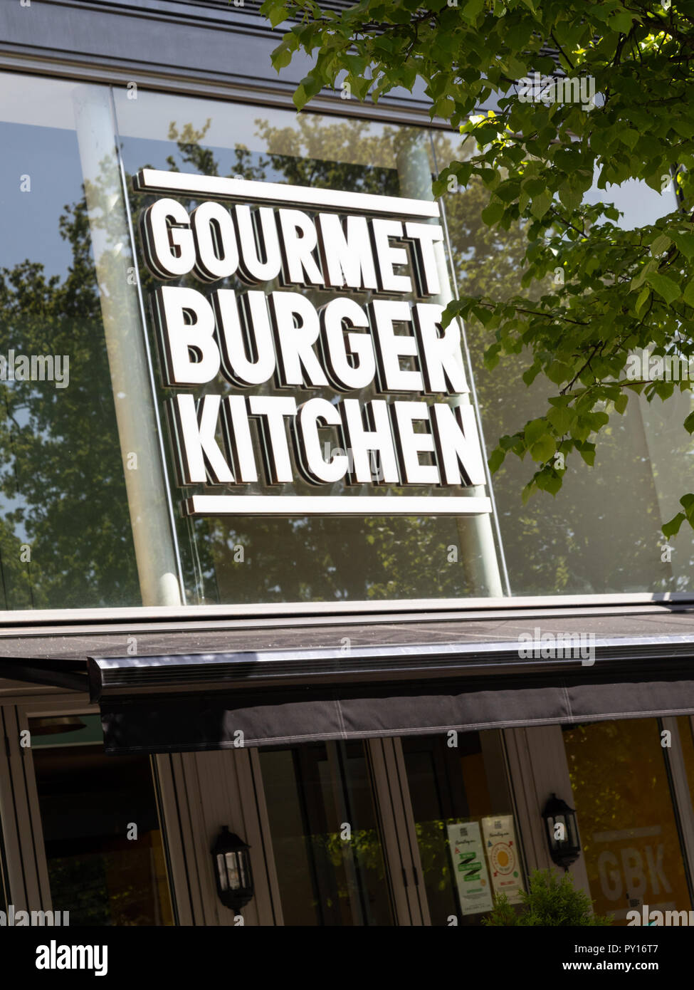 Gourmet burger kitchen sign hi-res stock photography and images - Alamy