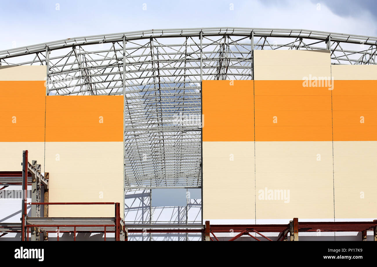 Construction site. Installation of coverings on a skeleton of ...