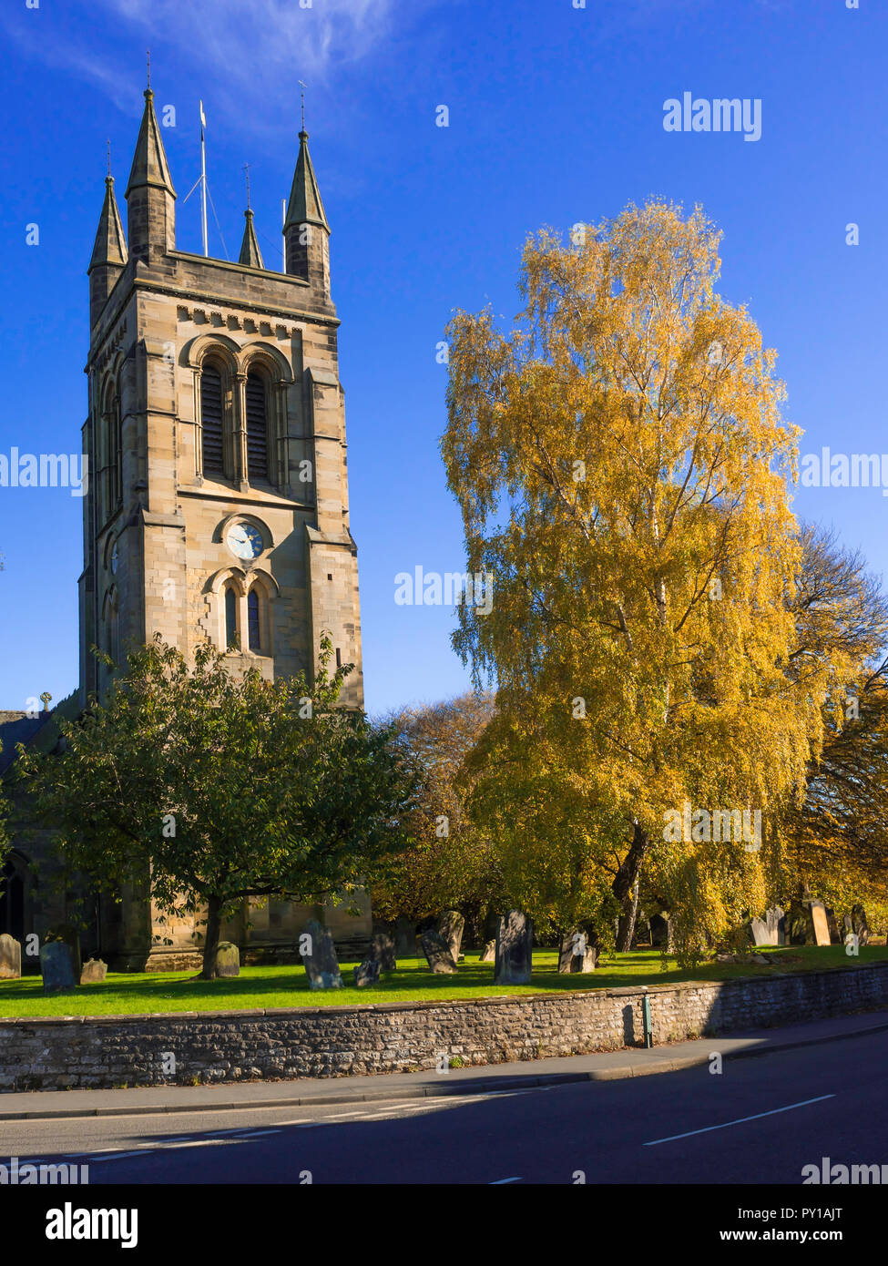 Helmsley yorkshire all saints church hi-res stock photography and ...