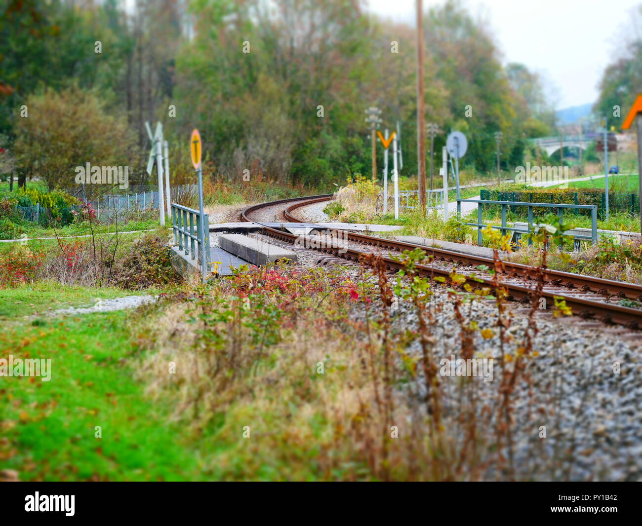 Winding train tracks hi-res stock photography and images - Alamy