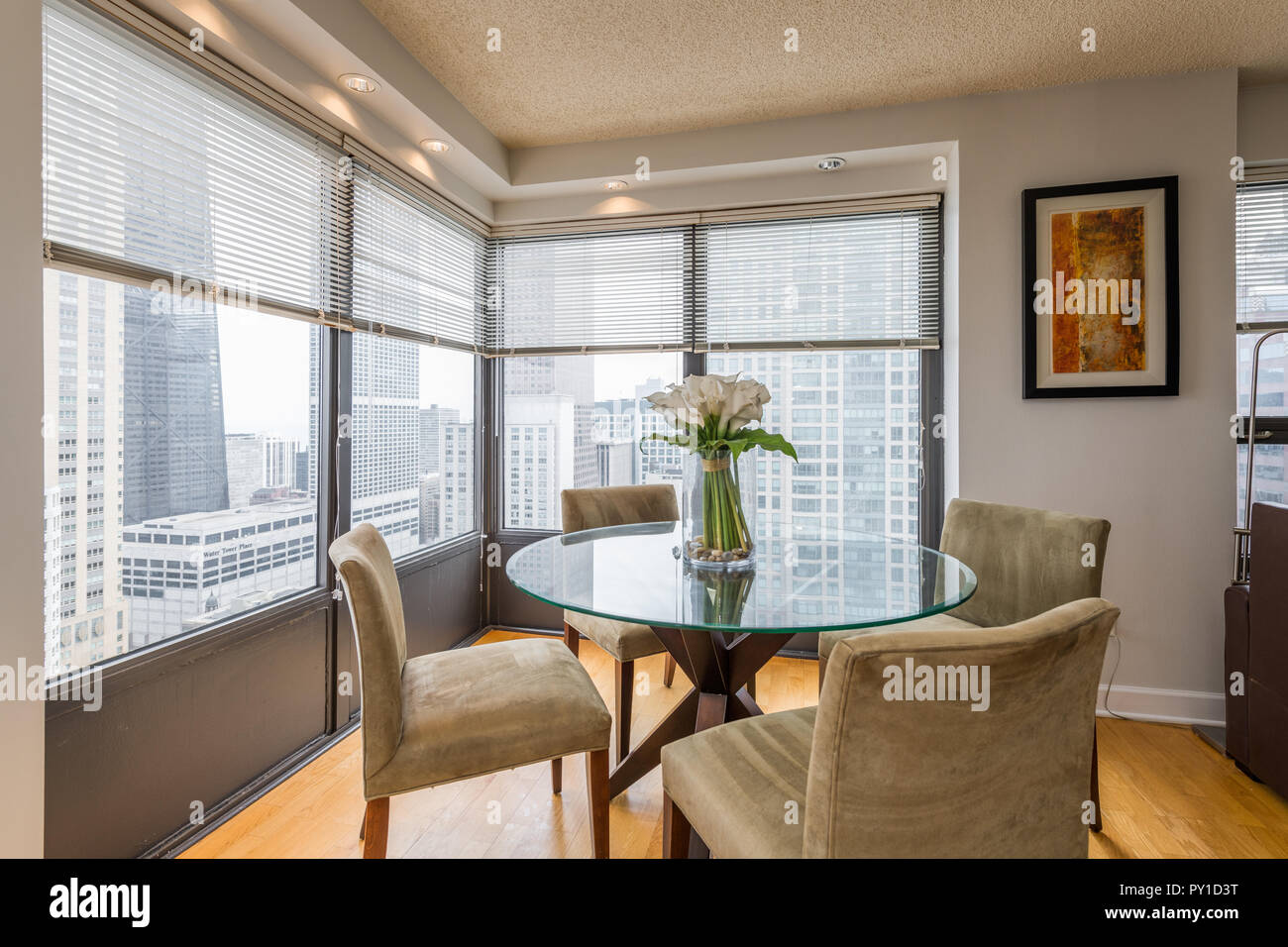 Residential area chicago hi-res stock photography and images - Alamy