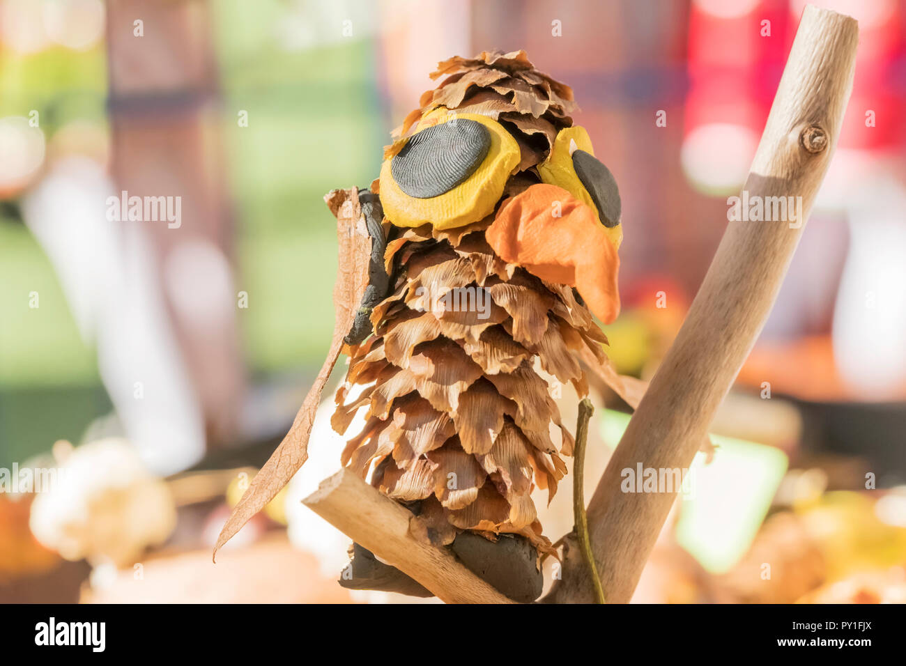 Creative bird crafts hi-res stock photography and images - Alamy