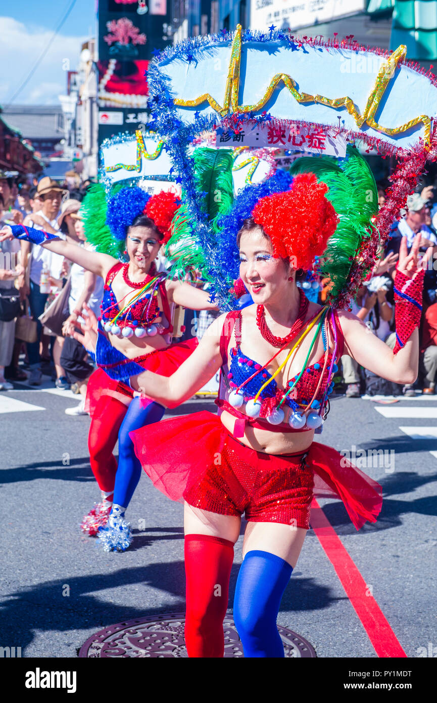Participants in the Asakusa samba carnival in Tokyo Japan Stock Photo ...