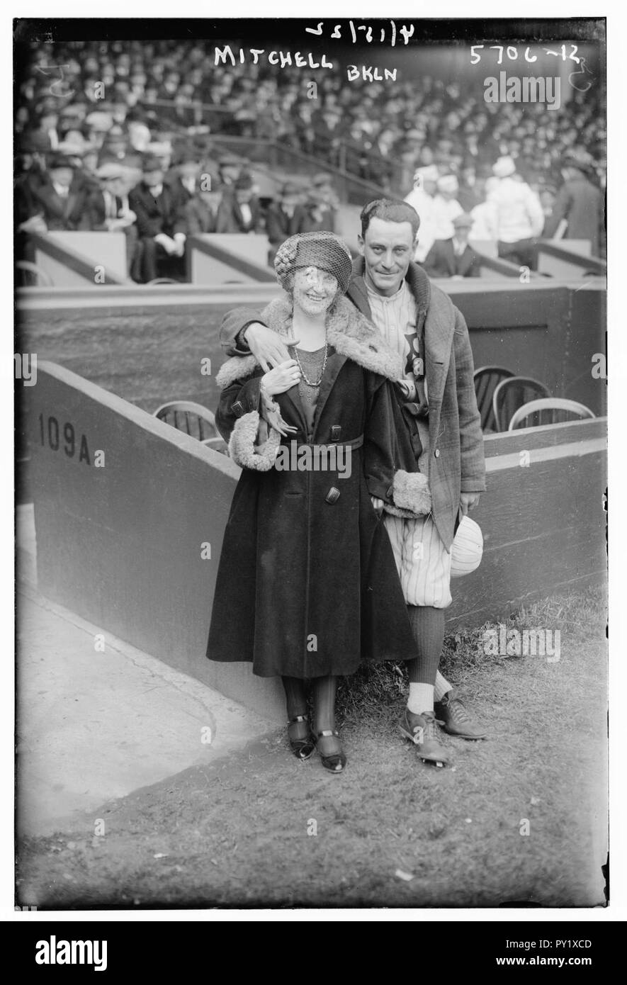 C.E. Mitchell, Bklyn, 1922 Stock Photo - Alamy C.E. Mitchell, Bklyn, 1922 Stock Photo - Alamy