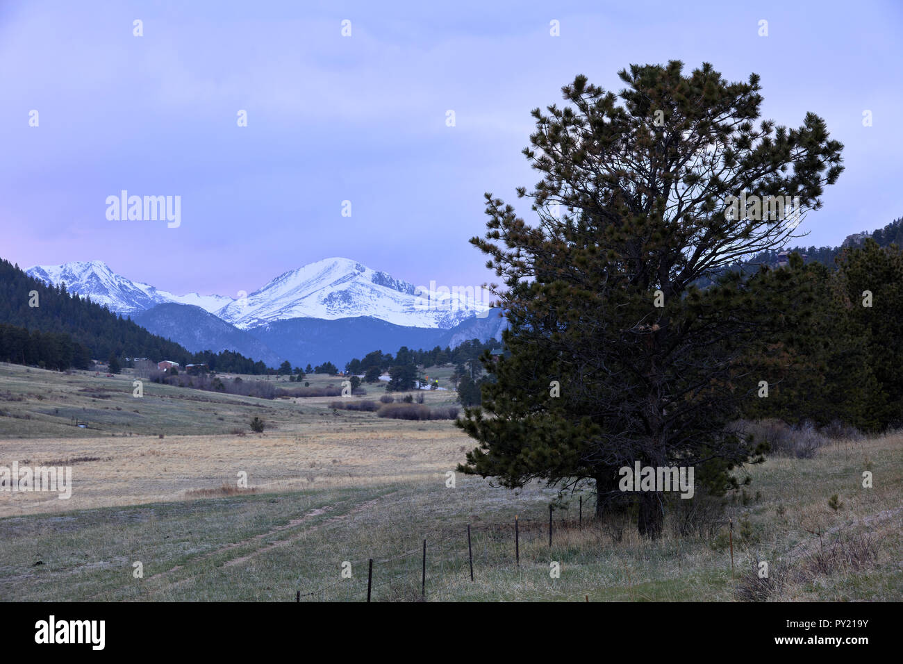 Estes park hi-res stock photography and images - Alamy