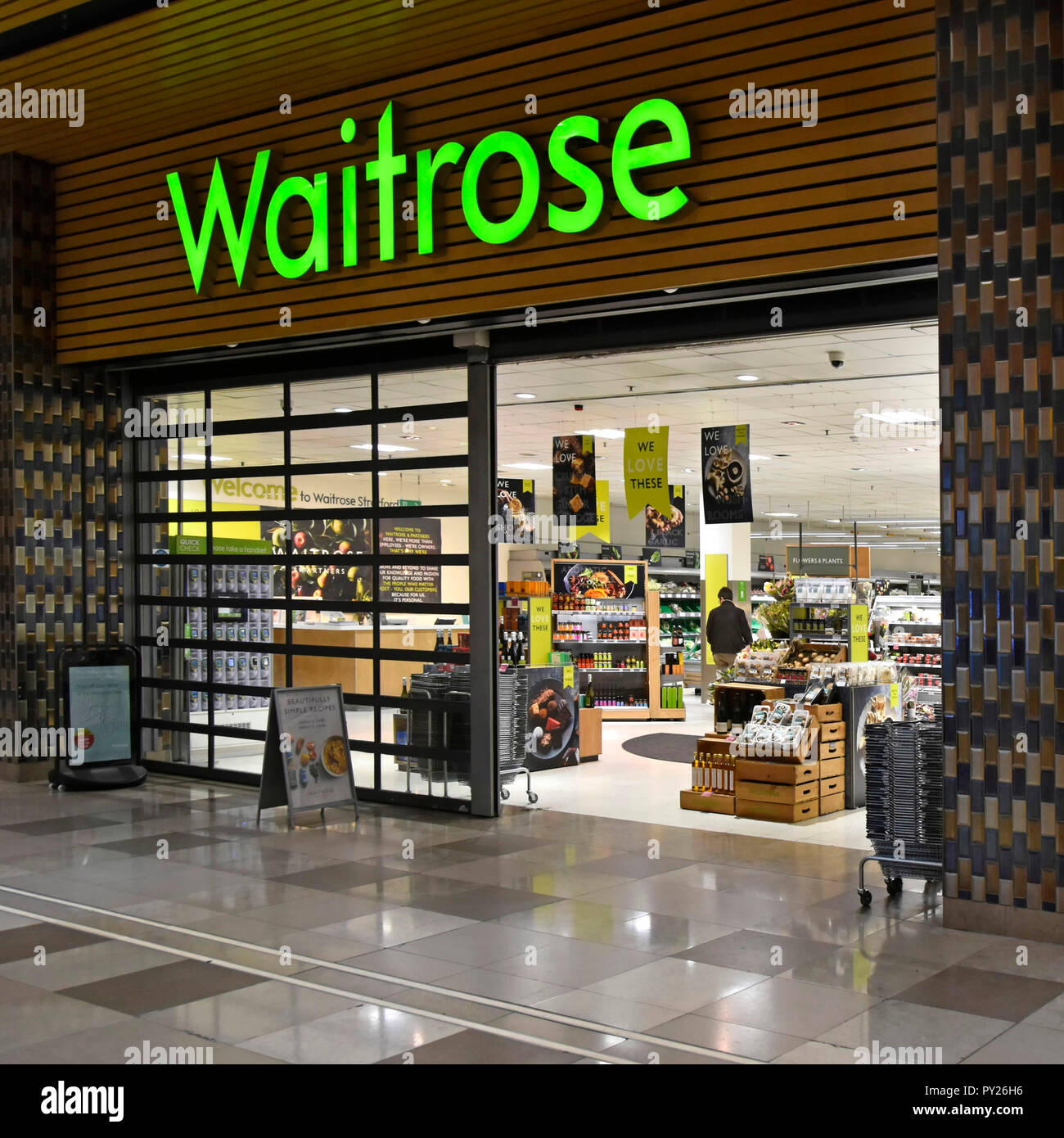 Waitrose Stratford Hi res Stock Photography And Images Alamy Waitrose Stratford Hi res Stock Photography And Images Alamy