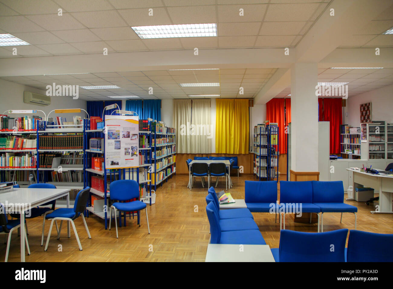 Interior view of a school library with books and table for study Stock ...
