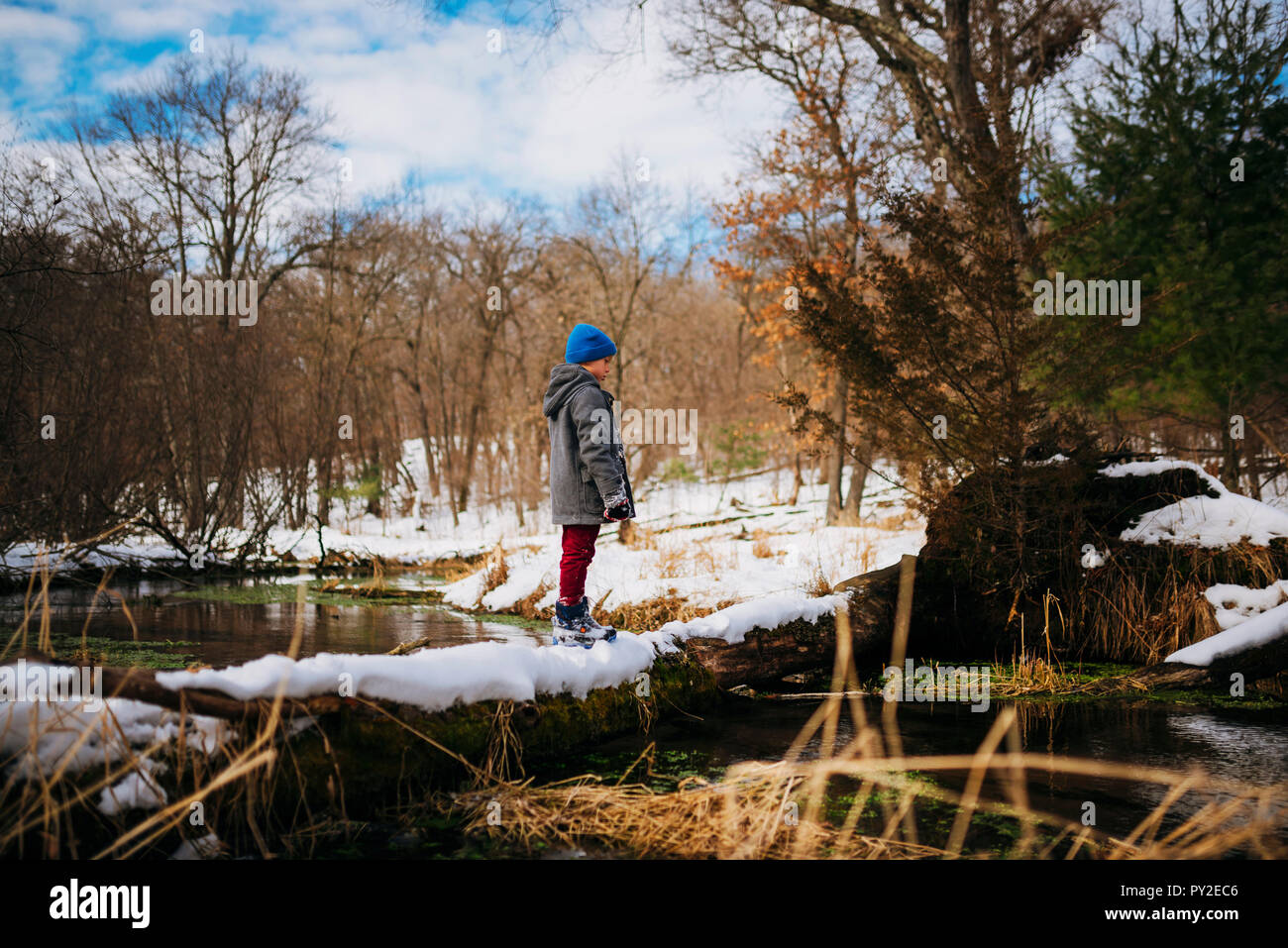 Boy fallen in river hi-res stock photography and images - Alamy