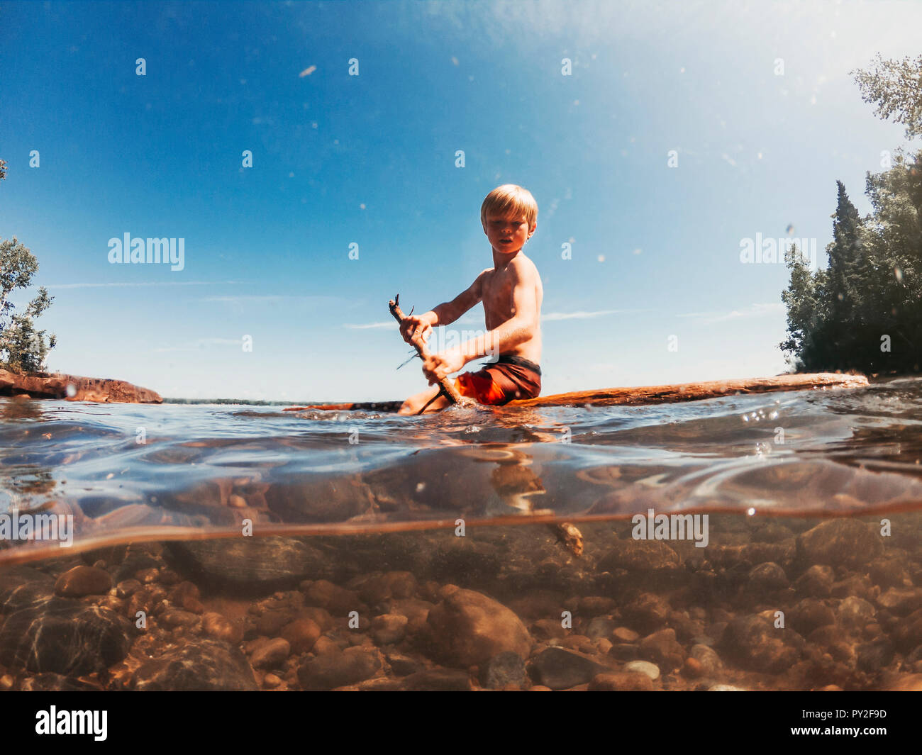 Wooden raft hi-res stock photography and images - Alamy