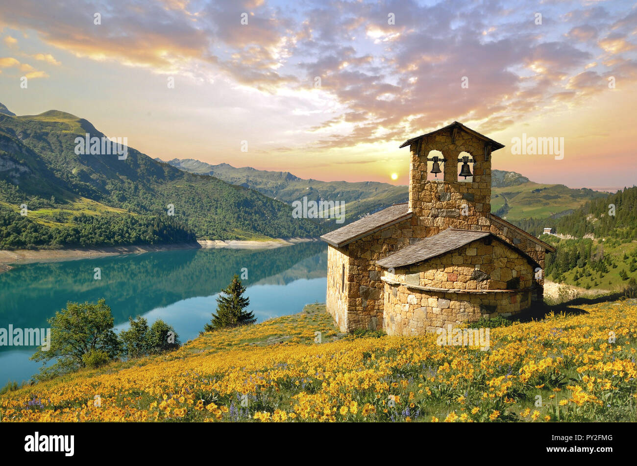 Built structure chapel hi-res stock photography and images - Alamy