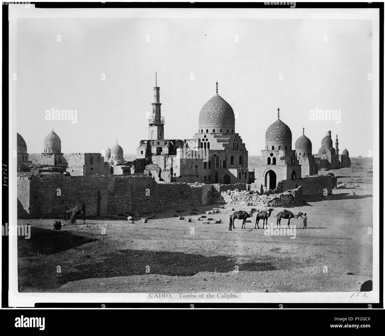 Cairo. Tombs of the caliphs Stock Photo - Alamy