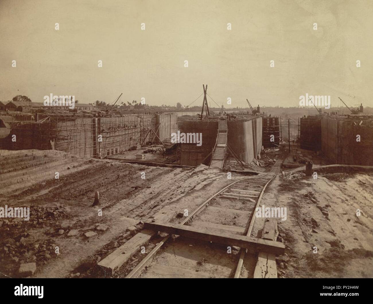 Half tide basin hi-res stock photography and images - Alamy