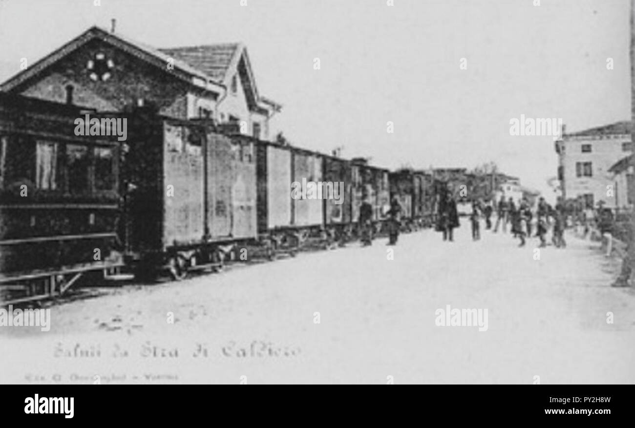 Caldiero hi-res stock photography and images - Alamy