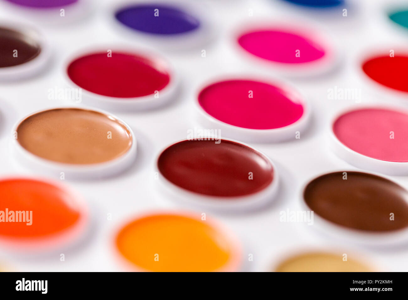 Variety of colors in a new watercolor paint set Stock Photo - Alamy