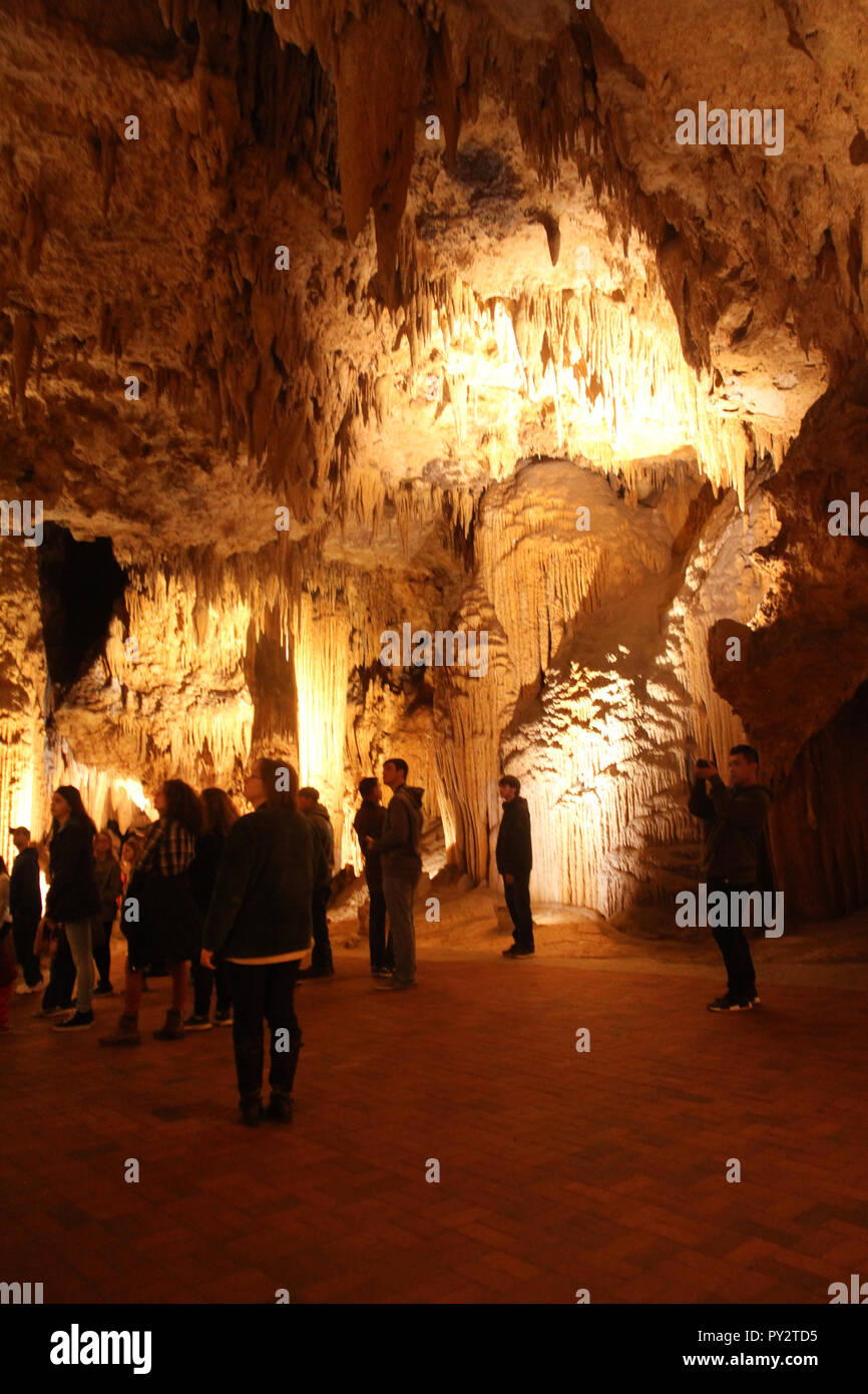 Visiting luray caverns hi-res stock photography and images - Alamy