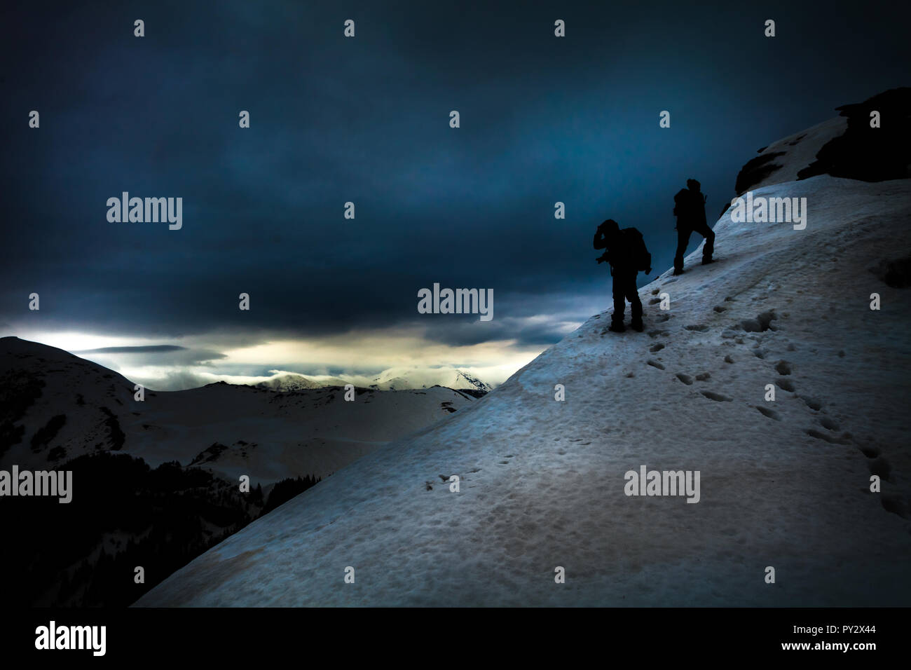 Difficult mountaineering hi-res stock photography and images - Alamy