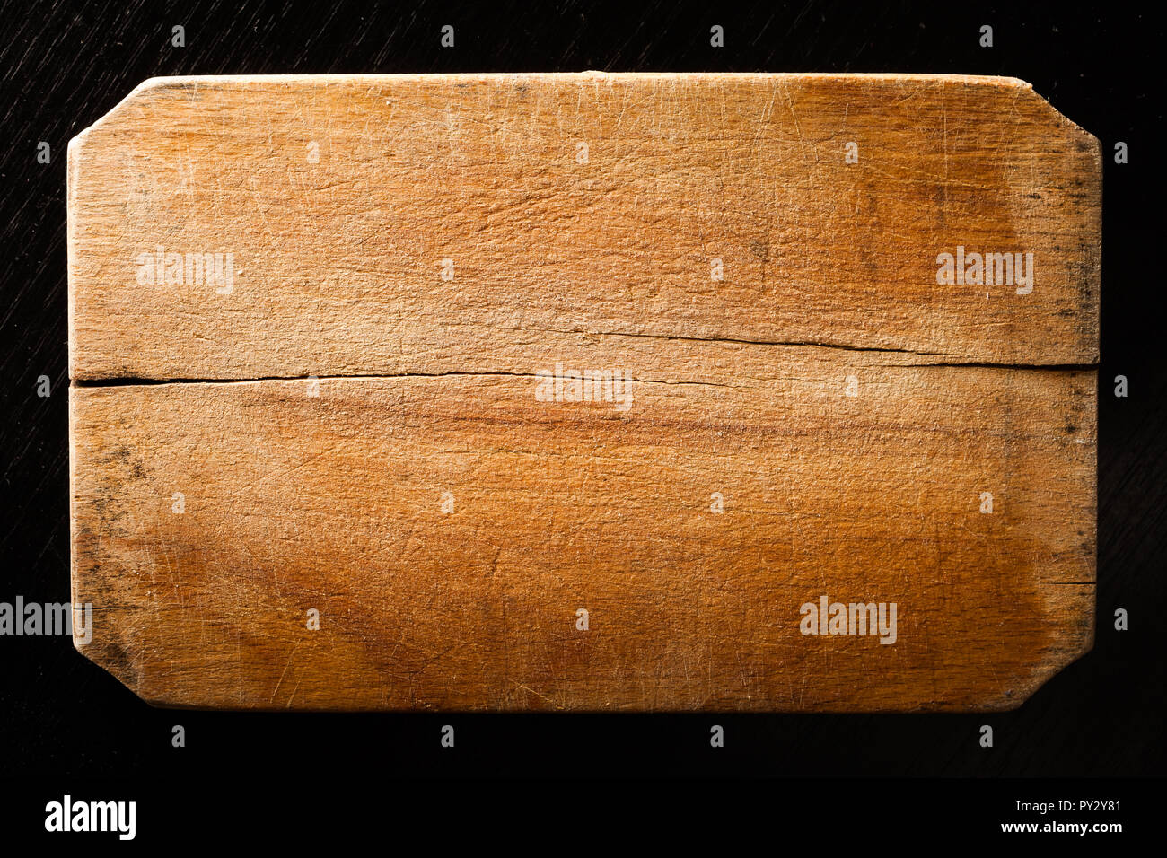 Old vintage chopping board Stock Photo - Alamy