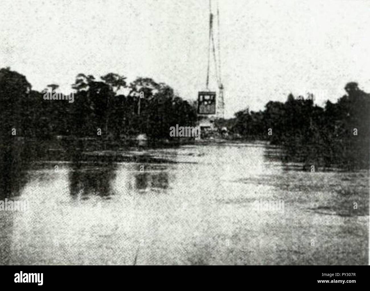 Cable tramway over the Suriname River at Kabel Station approx. 1914 ...