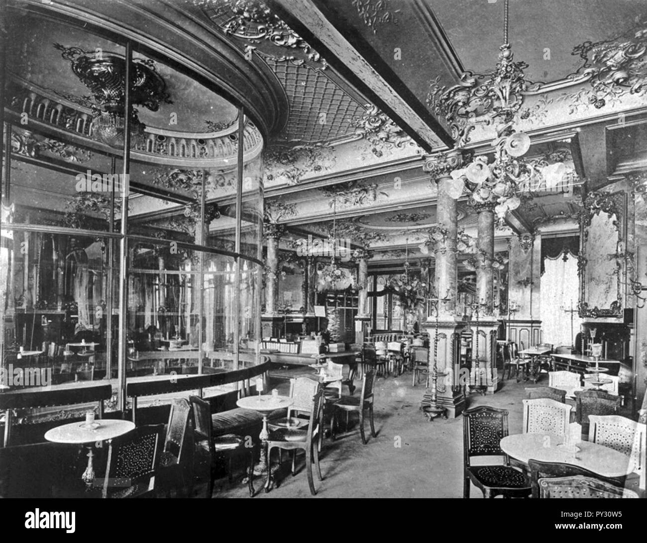 Cafe Bauer Leipzig 1. Etrage Stock Photo - Alamy