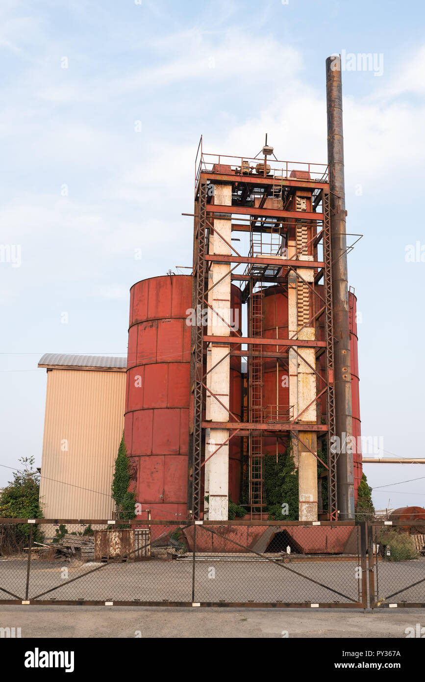 Grain processing hi-res stock photography and images - Alamy