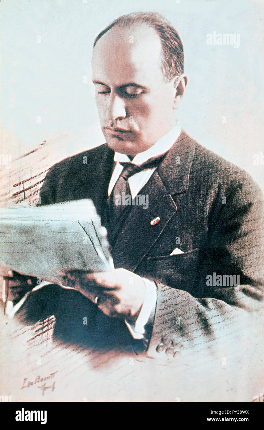 Benito mussolini portrait hi-res stock photography and images - Alamy