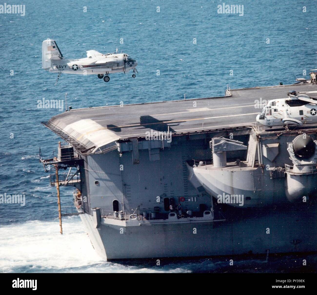 Uss constellation cva 64 hi-res stock photography and images - Alamy