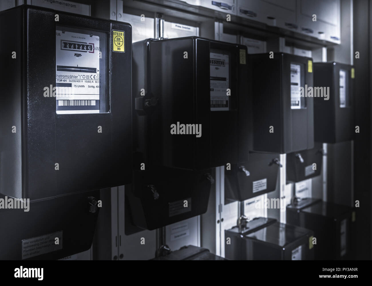 Stromzaehler hi-res stock photography and images - Alamy
