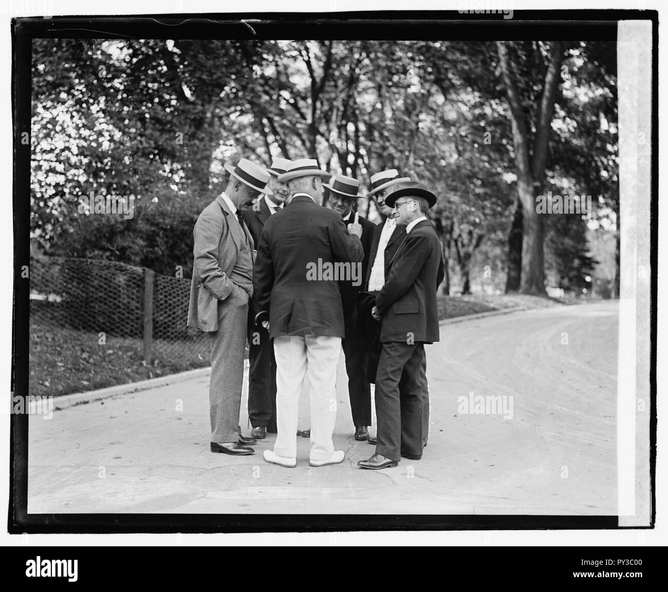 Abraham lincoln and his cabinet Black and White Stock Photos & Images ...