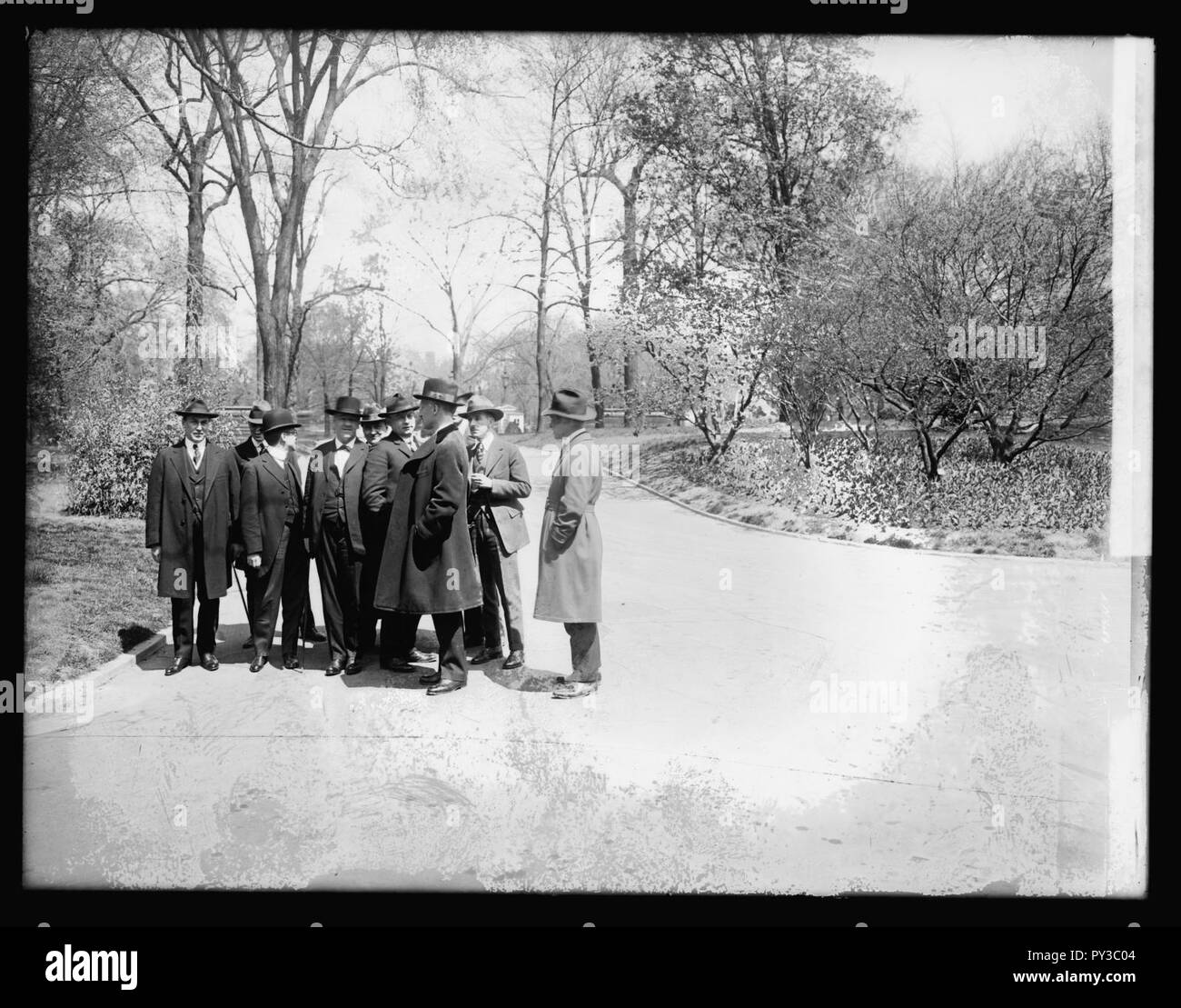 Abraham lincoln and his cabinet Black and White Stock Photos & Images ...