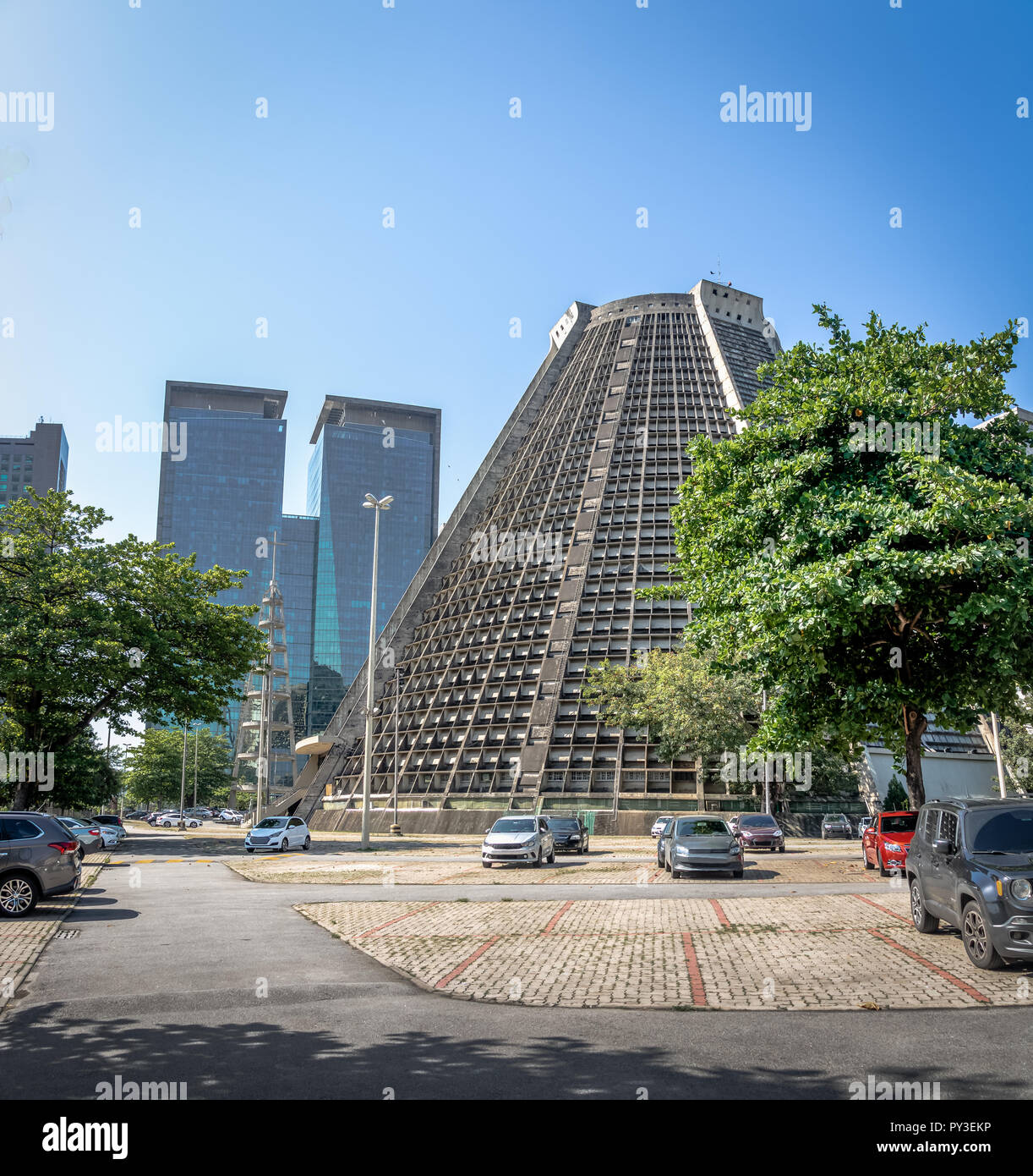 Metropolitan cathedral of sao sebastiao do rio de janeiro hi-res stock ...