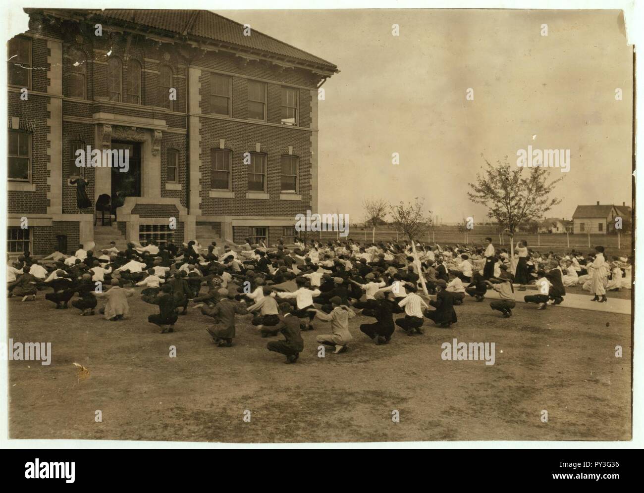 Calisthenics vintage hi-res stock photography and images - Alamy