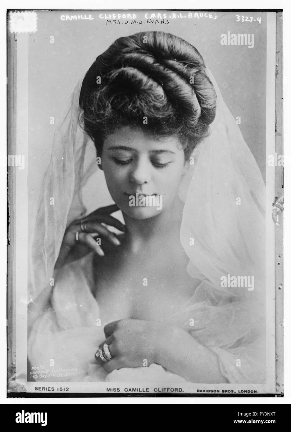 Mrs clifford hi-res stock photography and images - Alamy