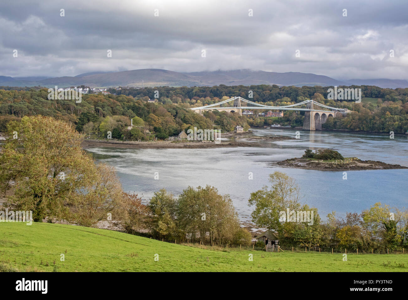 Menai strait hi-res stock photography and images - Alamy