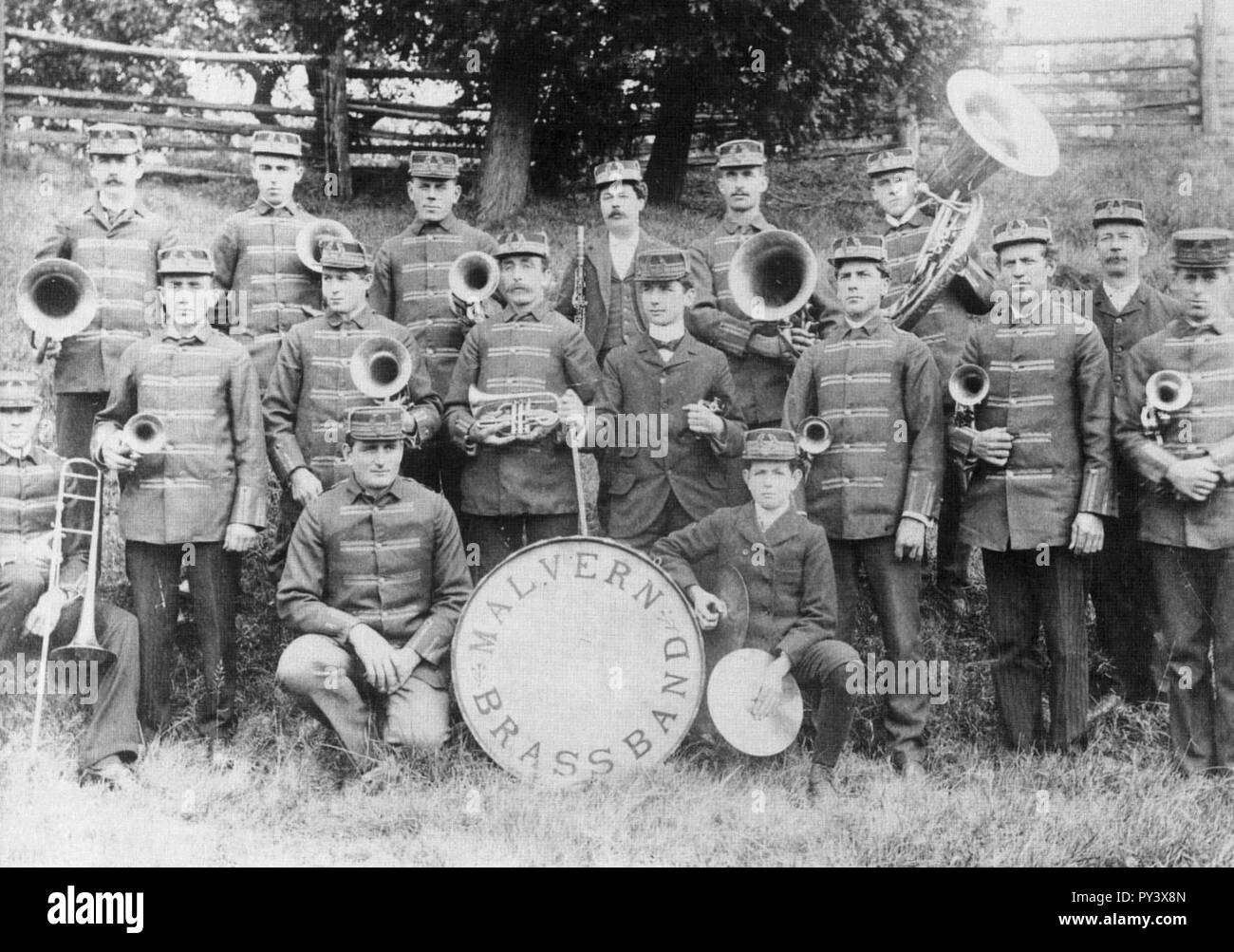 Toronto 1910 Black and White Stock Photos & Images - Alamy