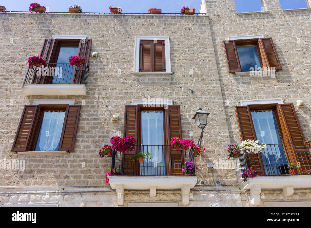 Windows flowers in old hi-res stock photography and images - Alamy