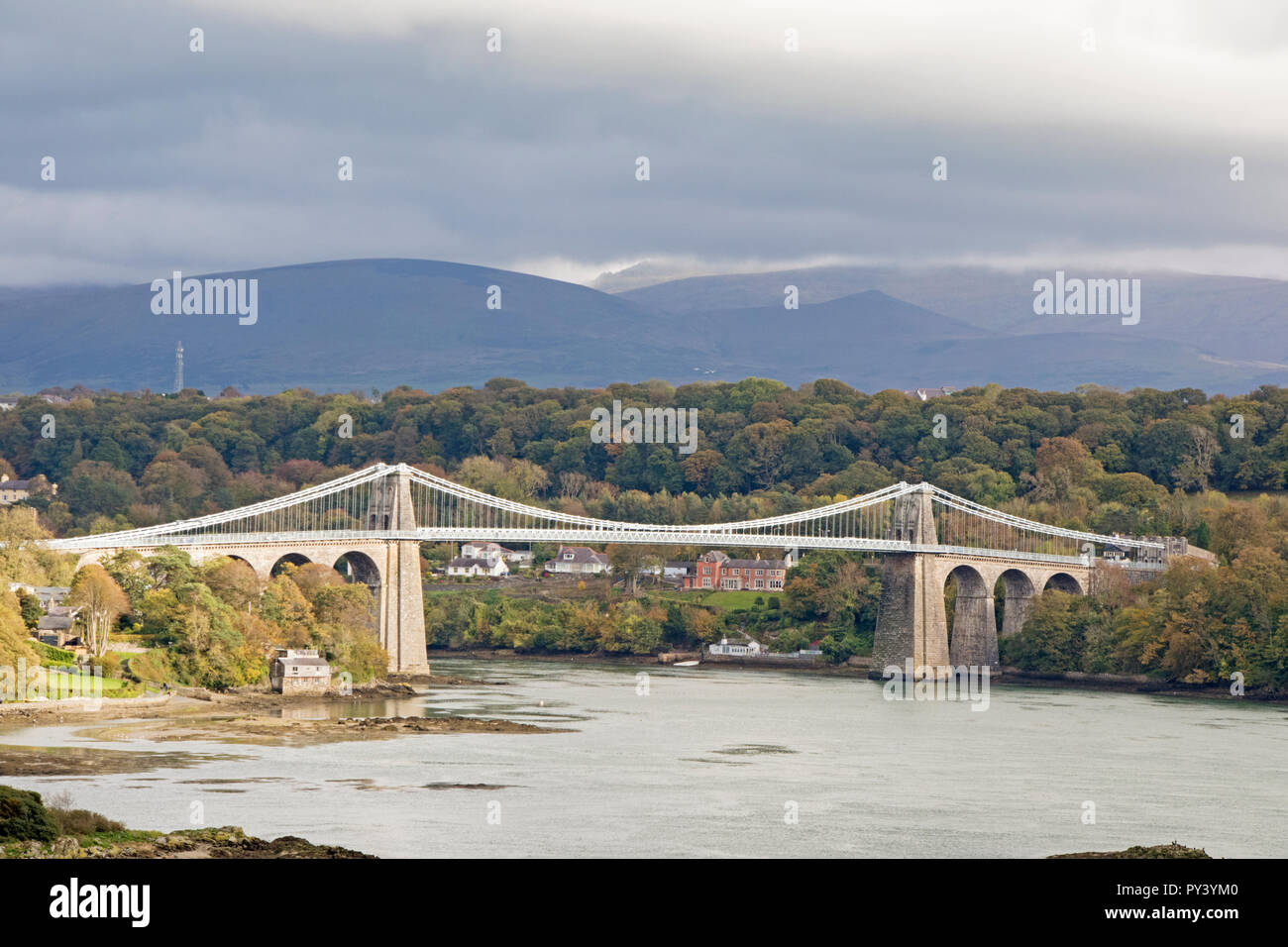 Menai strait hi-res stock photography and images - Alamy