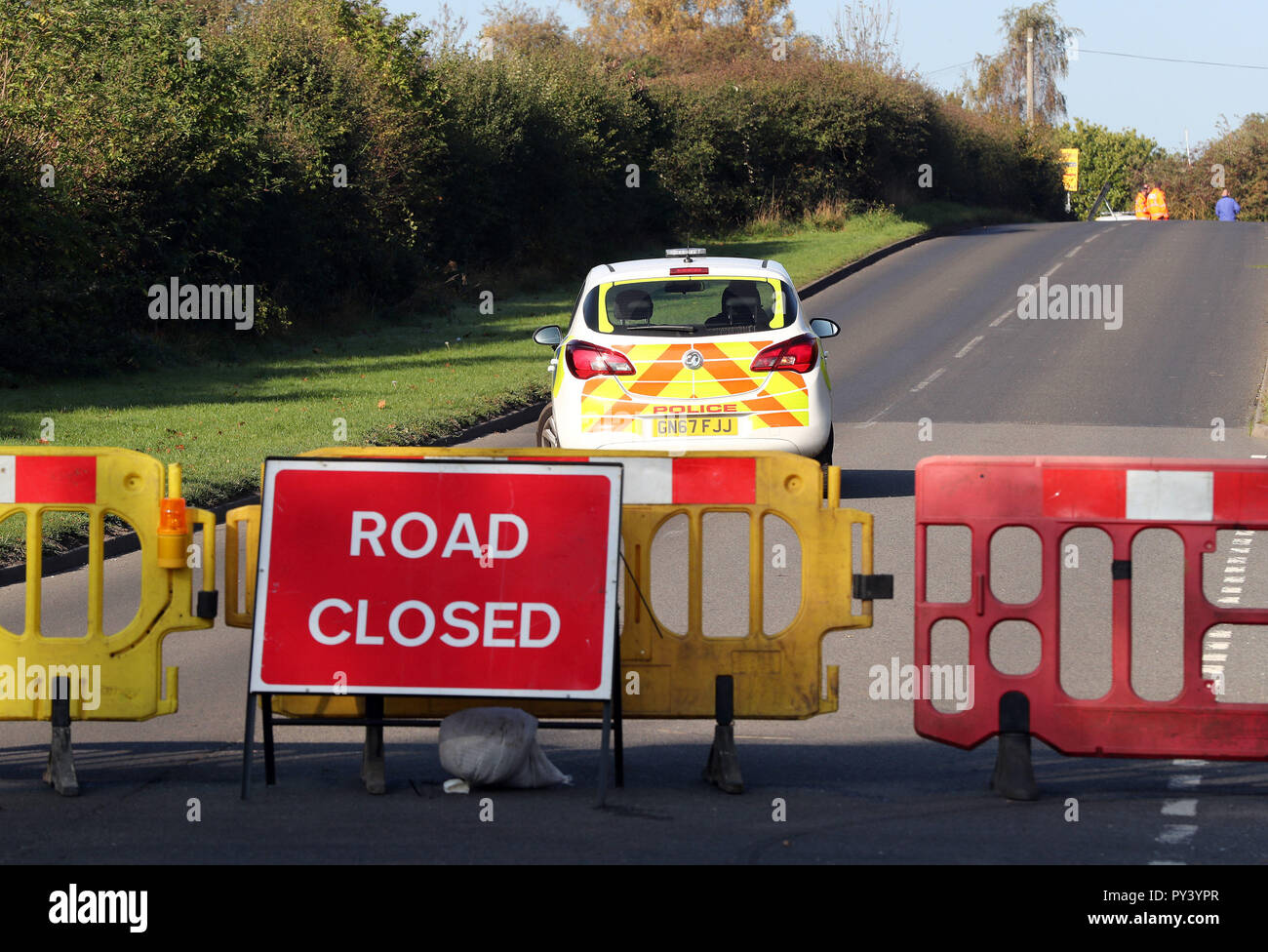 Police close Scratchers Lane near Fawkham in Kent as the investigation ...