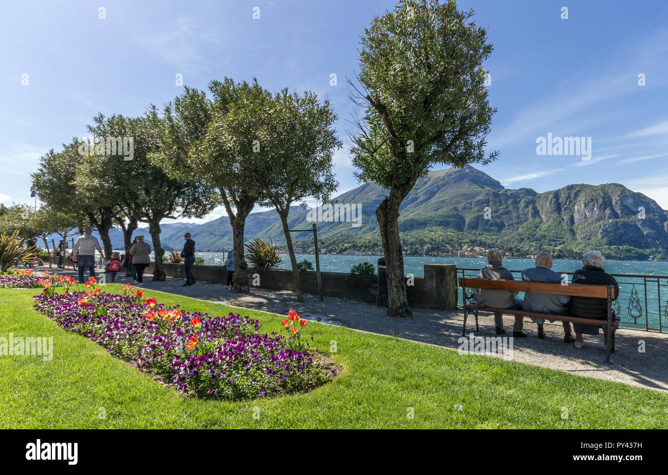 Bellagio lake como promenade hi-res stock photography and images - Alamy