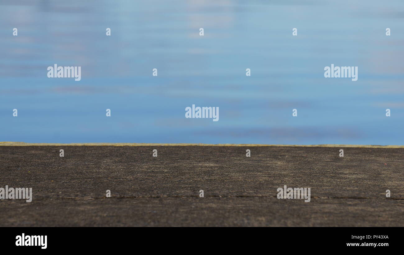 Concrete edge hi-res stock photography and images - Alamy