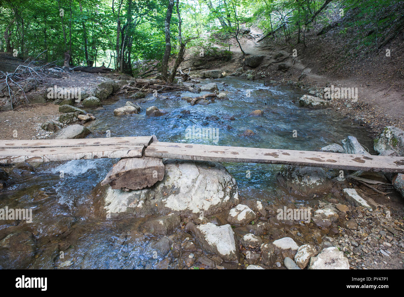 Road pedestrian bridge over river hi-res stock photography and images ...
