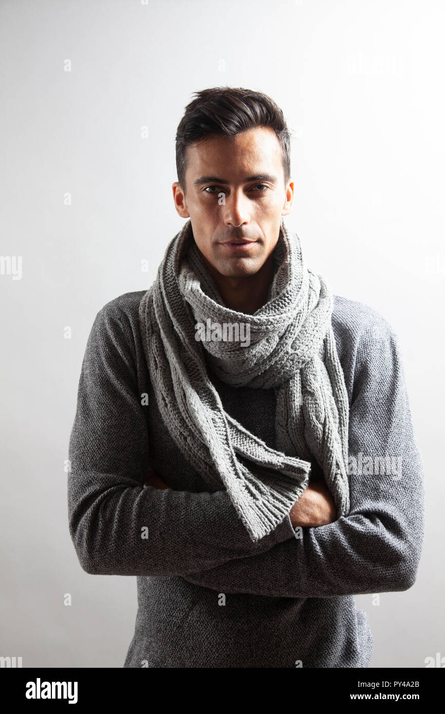 Folded jumper hi-res stock photography and images - Alamy