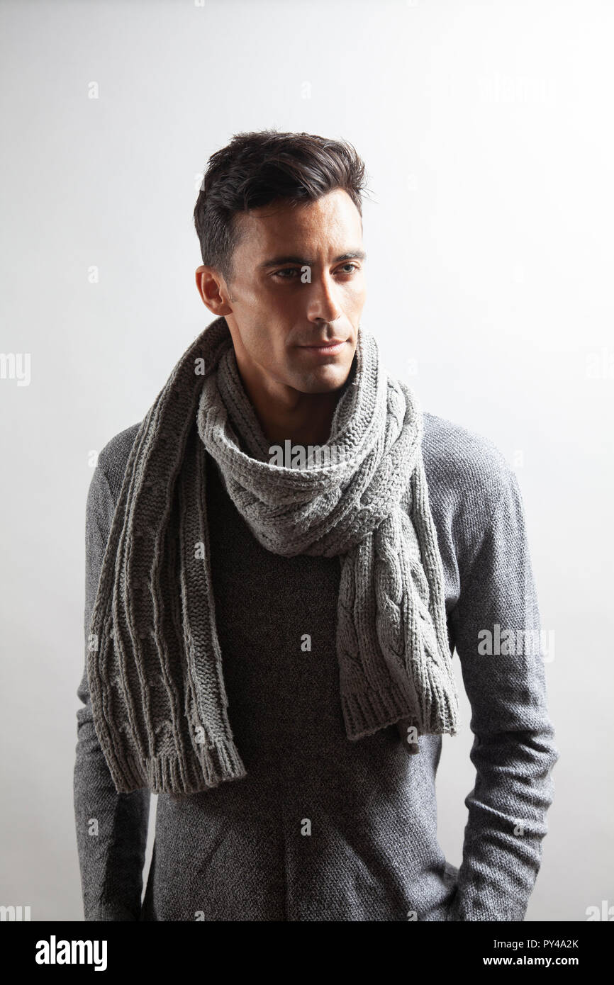 Man in fashion jumper hi-res stock photography and images - Alamy