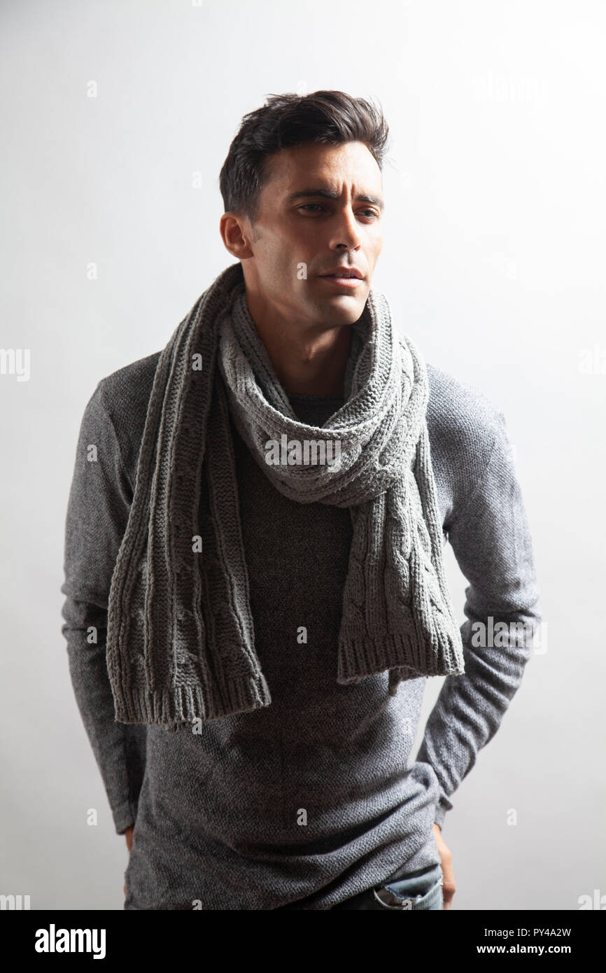 Man in fashion jumper hi-res stock photography and images - Alamy