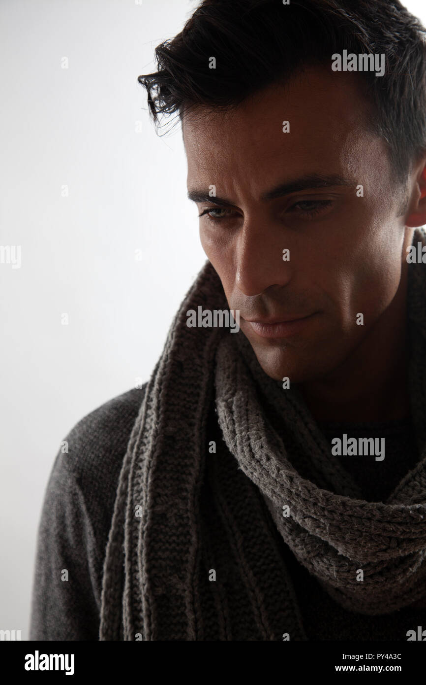 Man in fashion jumper hi-res stock photography and images - Alamy