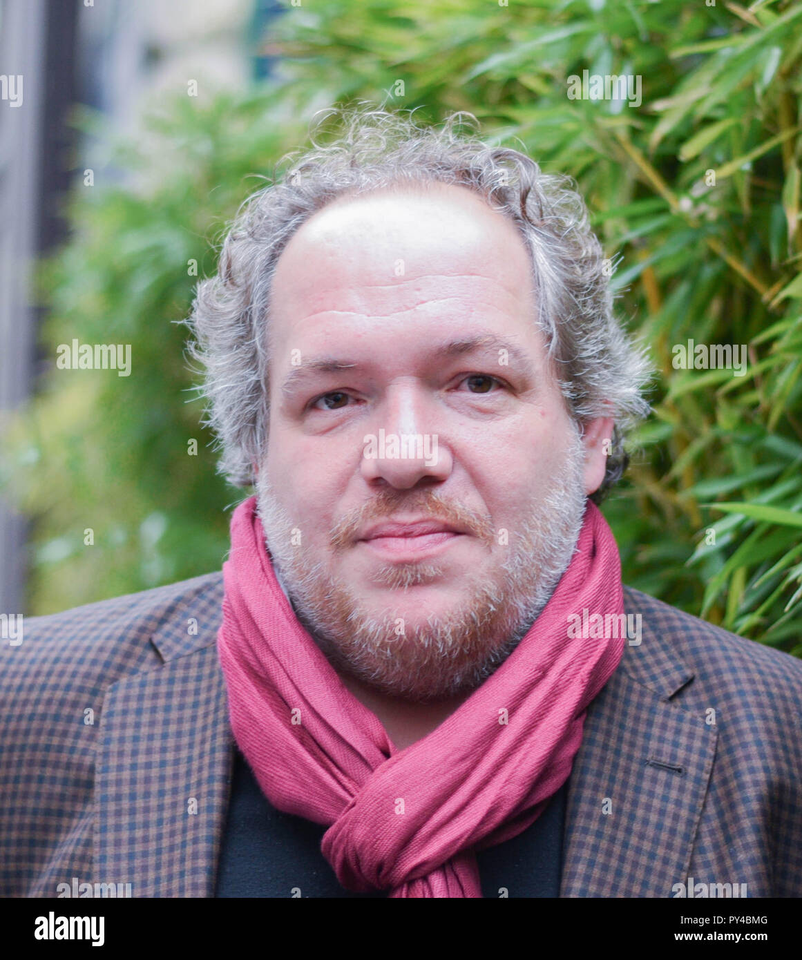 Mathias enard remporte le prix goncourt 2015 hi-res stock photography ...