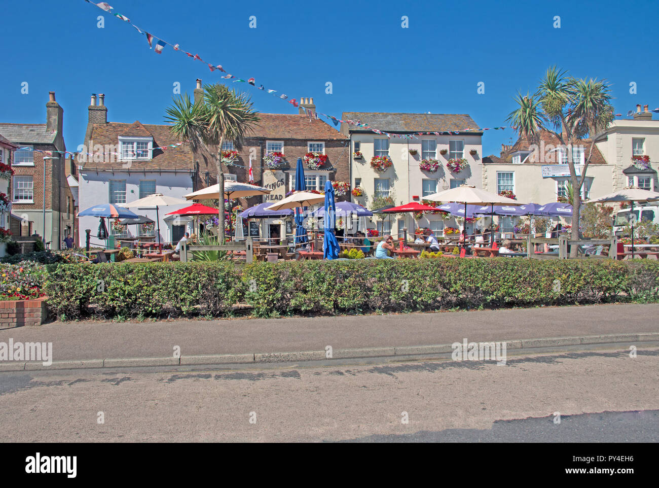 Deal Kent Pubs & Restaurant Front Stock Photo - Alamy