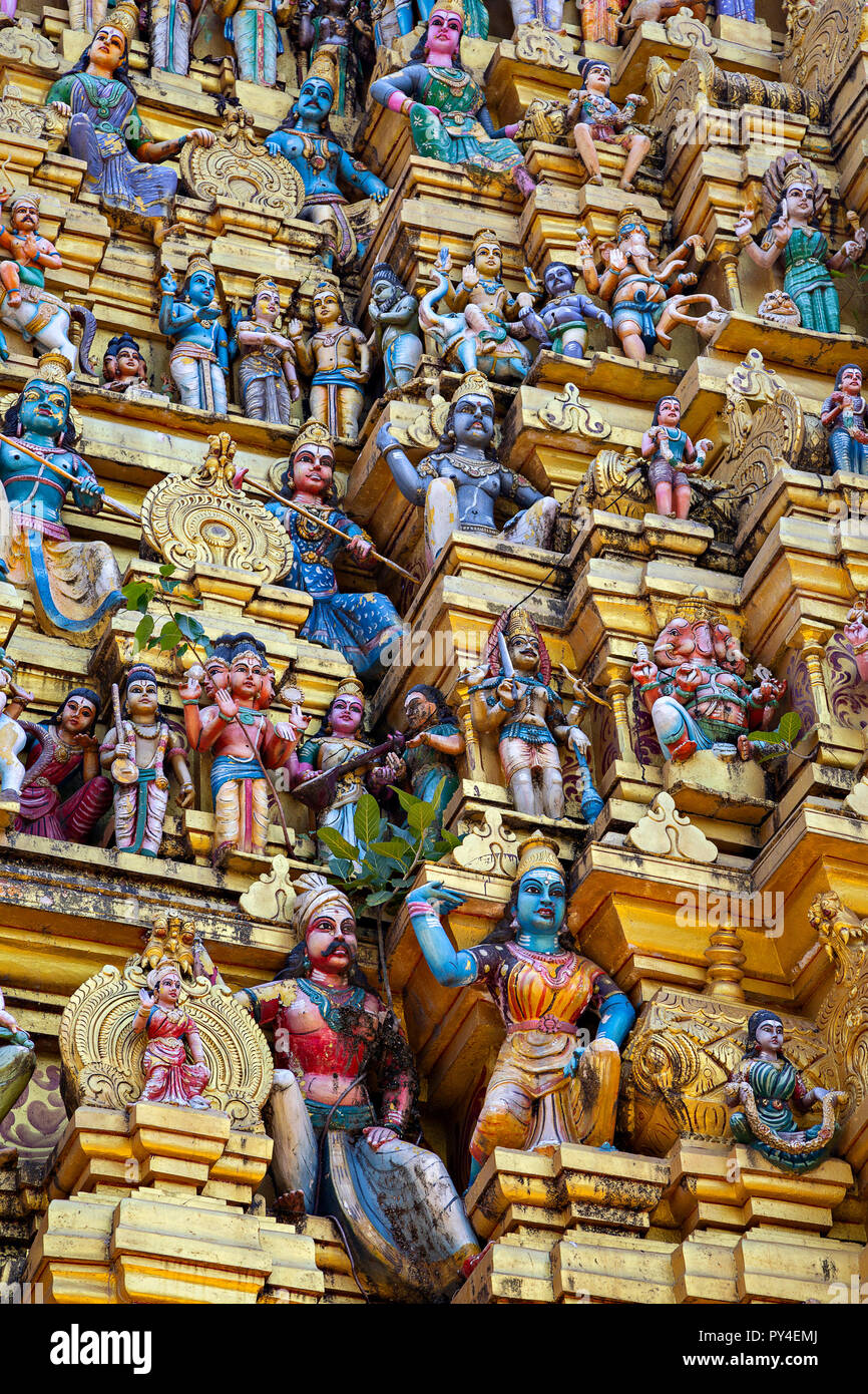 Hindu temple colors hi-res stock photography and images - Alamy