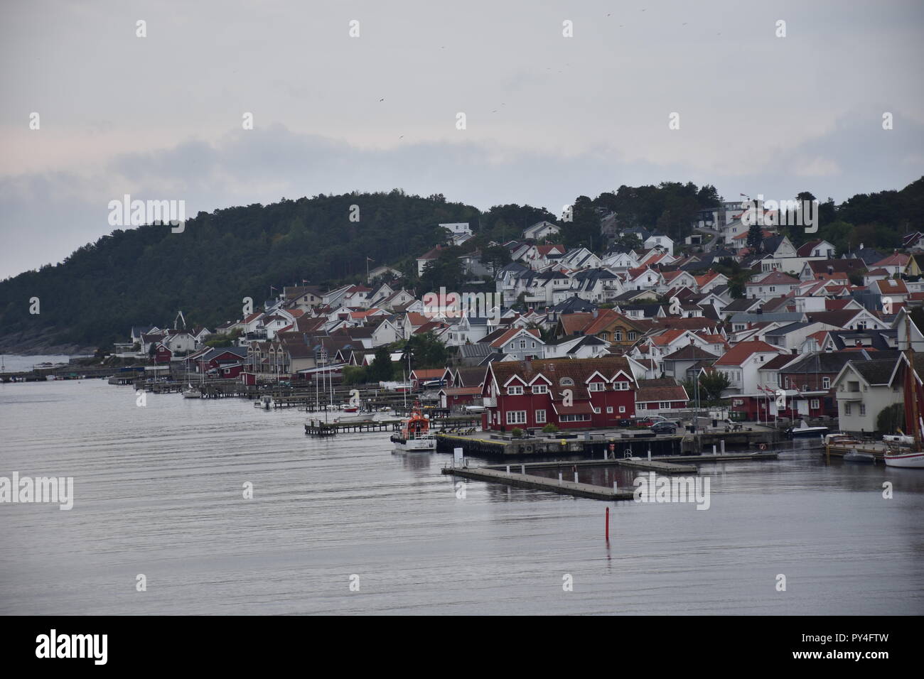 Langesund, Bamble, Norwegen, Telemark, Hafen, Stadt, Hang, Haus, Kirche ...