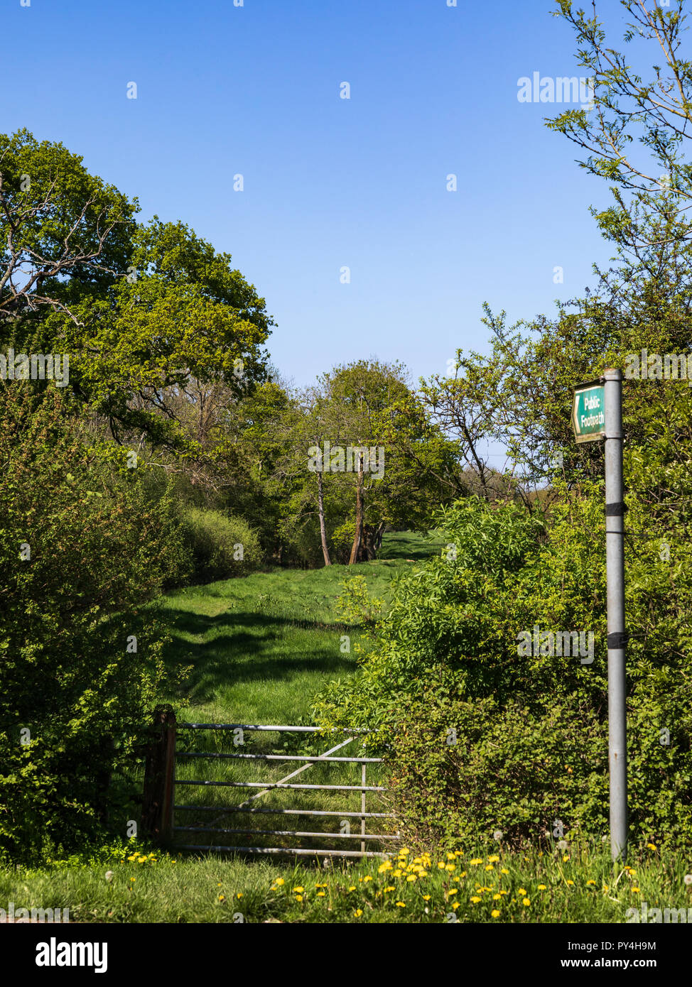 Footpaths and roads Billingshurst West Sussex UK Stock Photo - Alamy